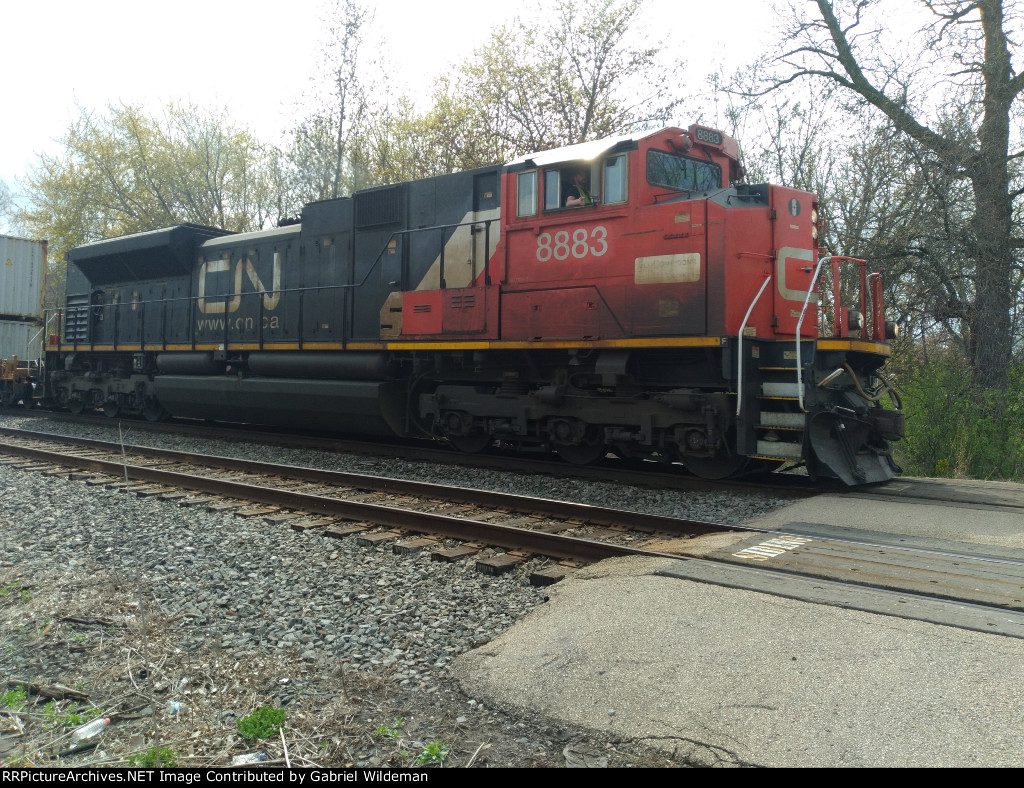 CN 8883 WINNEBAGO SIDING